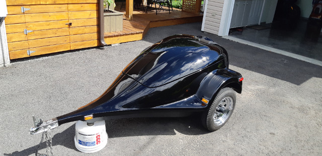 Remorque de moto Fibro Concept - Remorque de moto en tres bonne ...