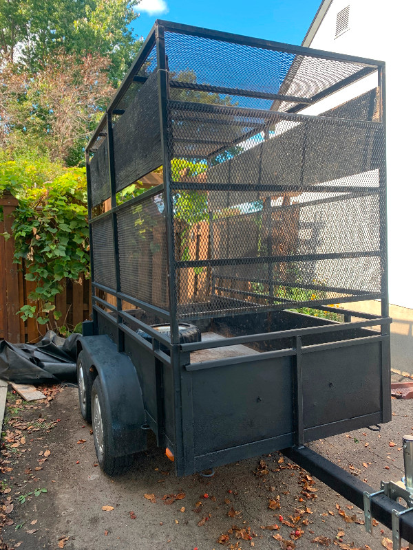 Remorque tandem 4x8 avec grillage et toile - Remorque 4x8 avec grillage ...