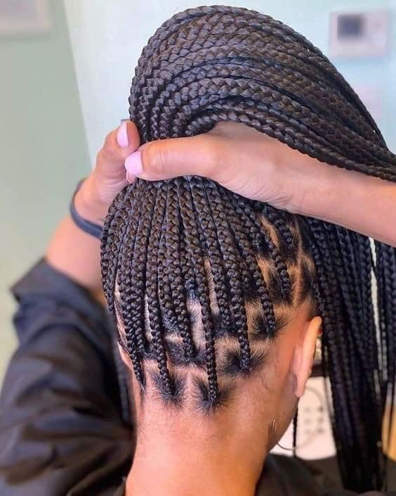 Tresses africaine box braids crochet braids une a une tissage - La ...