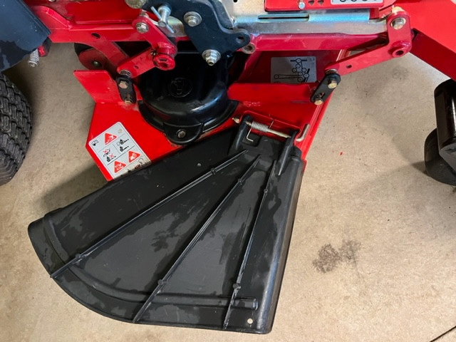 Big Dog Hustler Blackjack Flip Up Zero Turn mower, Ottawa - Used Big ...