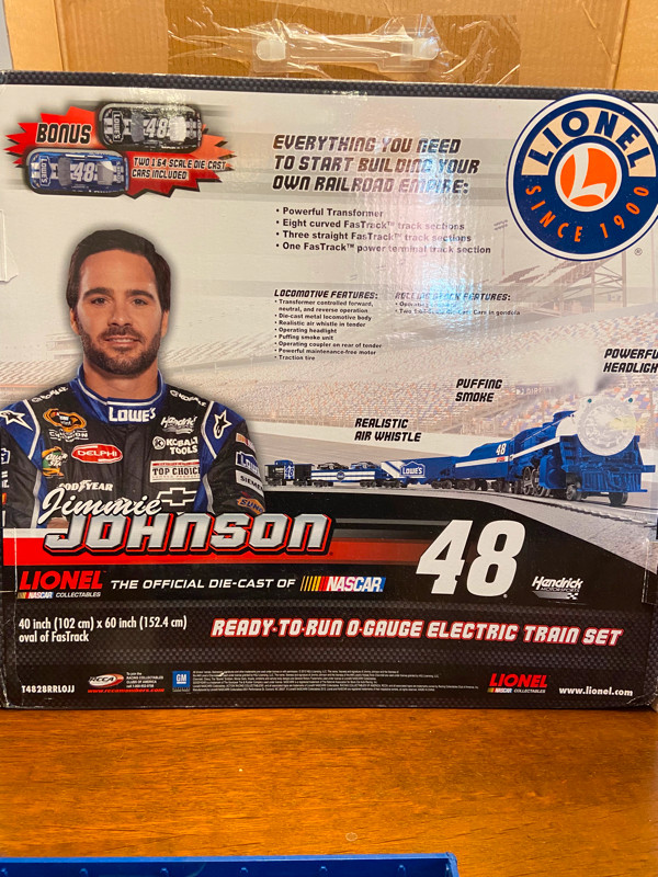 Lionel O Gauge Electric Train Set NASCAR Special Edition - Set Measures ...