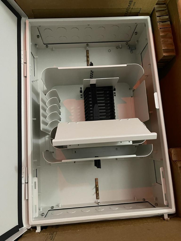 Corning Universal Optical Splice Enclosure Low and High Density ...