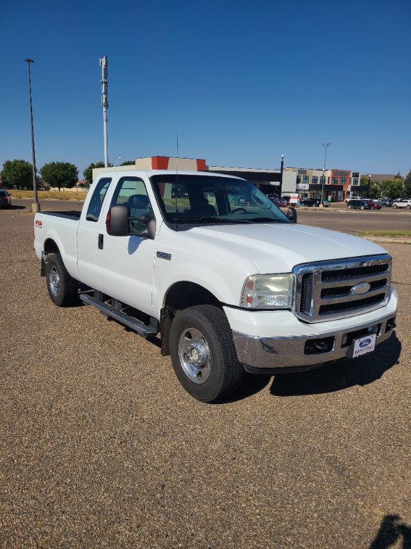 Very Clean 2007 Ford F250 4x4 with leather interior - Very Clean Ford ...