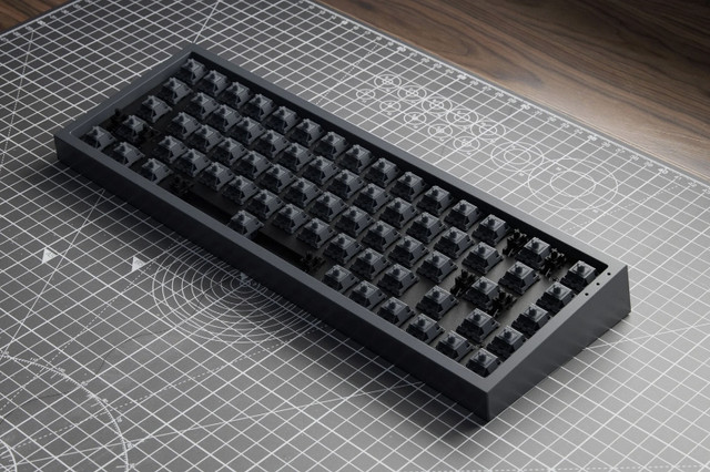 NK65 Oblivion Edition Mechanical Keyboard Kit - Comes with carrying ...