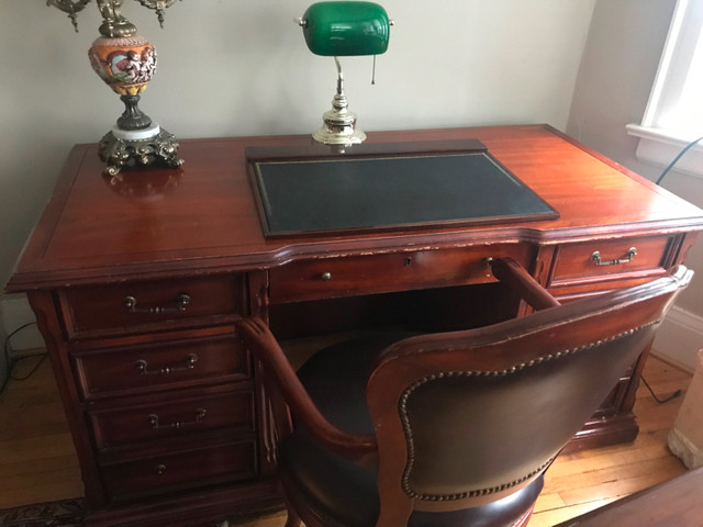 Genuine Cherry Wood Desk Executive Desk - Beautiful Antique Cherry Wood ...
