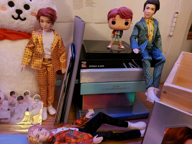 MEGA Kpop fan boxset BTS Stray Kids Astro Blackpink etc, Gatineau ...