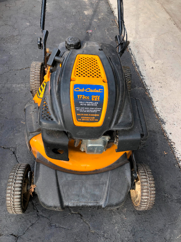 Cub Cadet self propelled mower - 173 CC self propelled gas mower ...