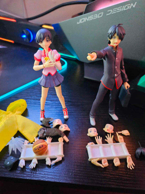 Figma Bakemonogatari Figure Max Factory Koyomi and Suruga, Winnipeg ...